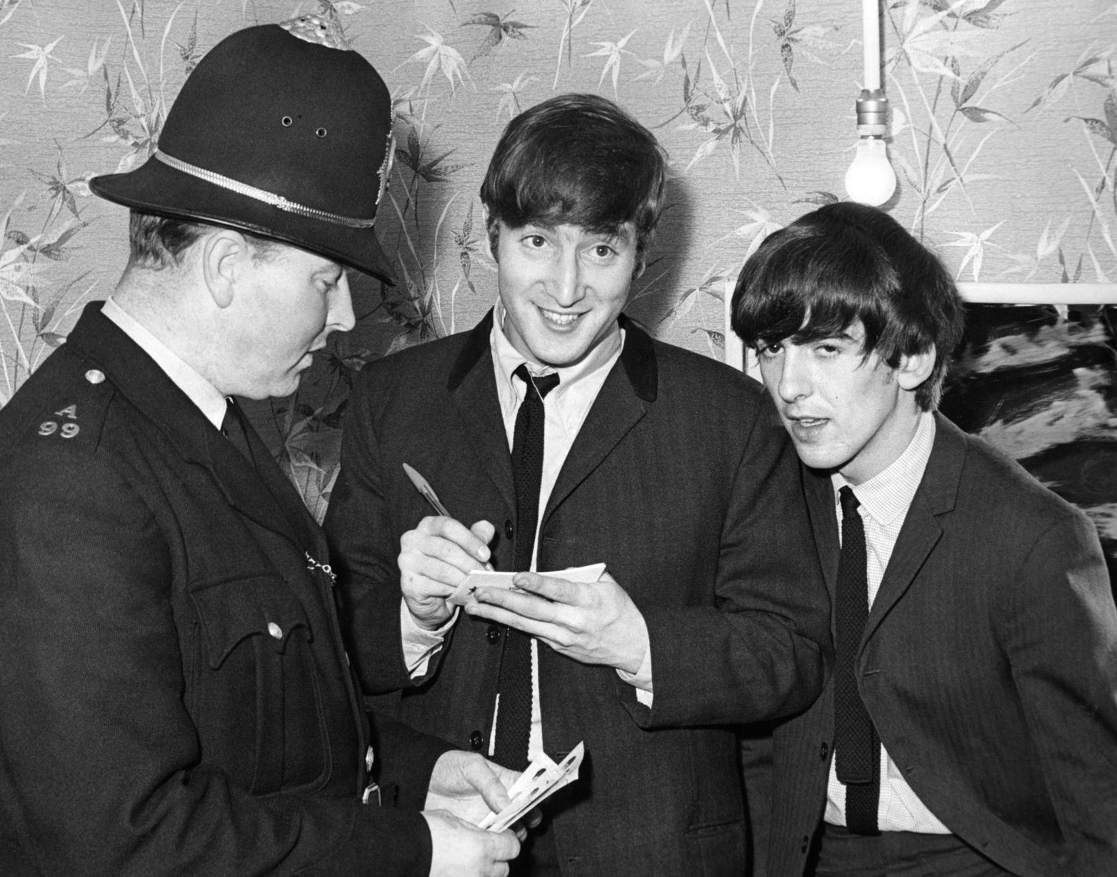 09 March - Today in Beatle History Wed - The Beatles