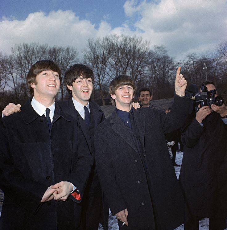 FEBRUARY 8, 1964 Beatles in New York - The Beatles