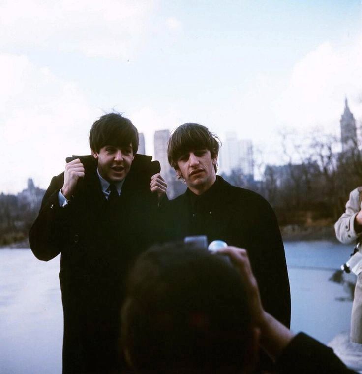 FEBRUARY 8, 1964 Beatles in New York - The Beatles